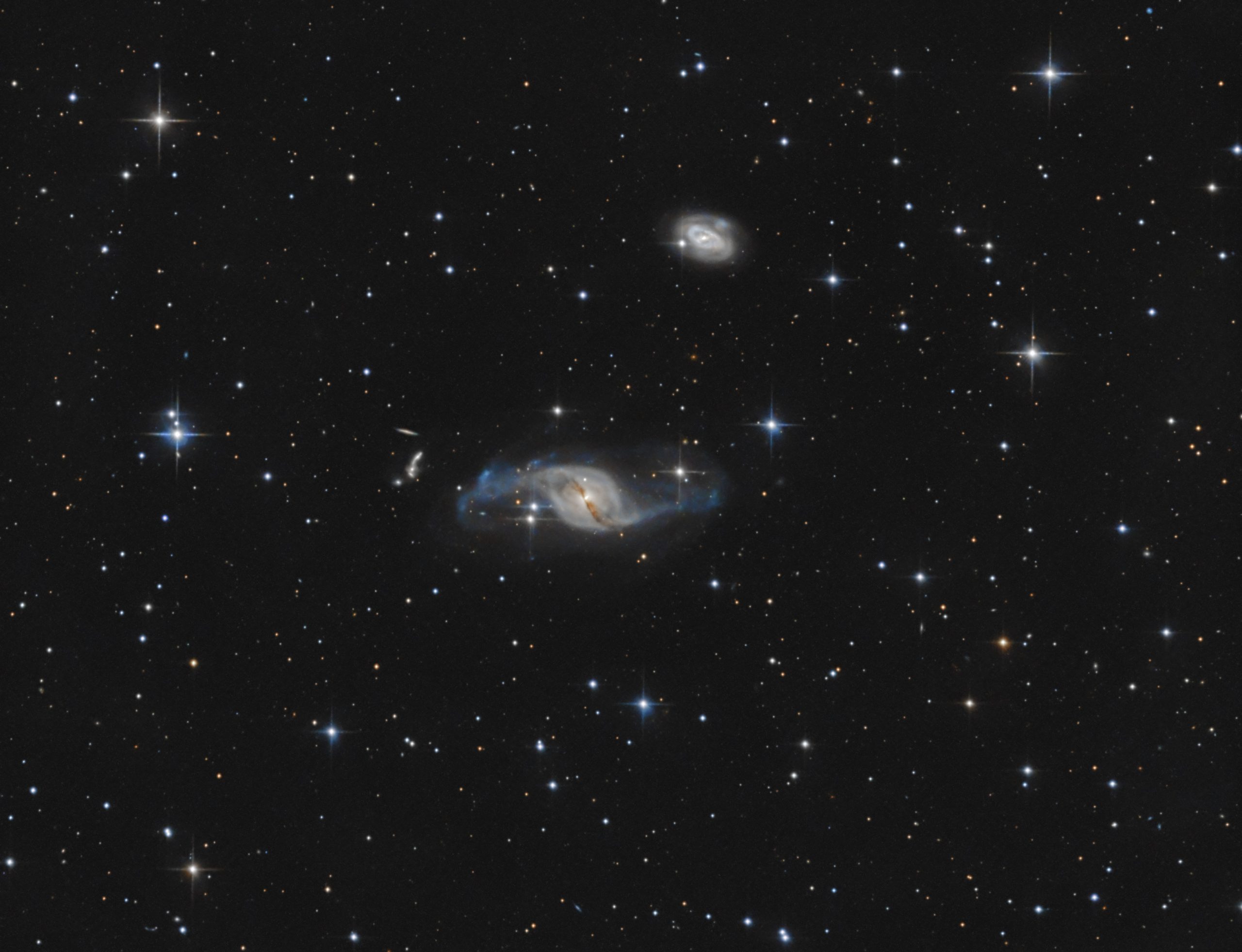 NGC 3718 and NGC 3729 - astrophotos.se