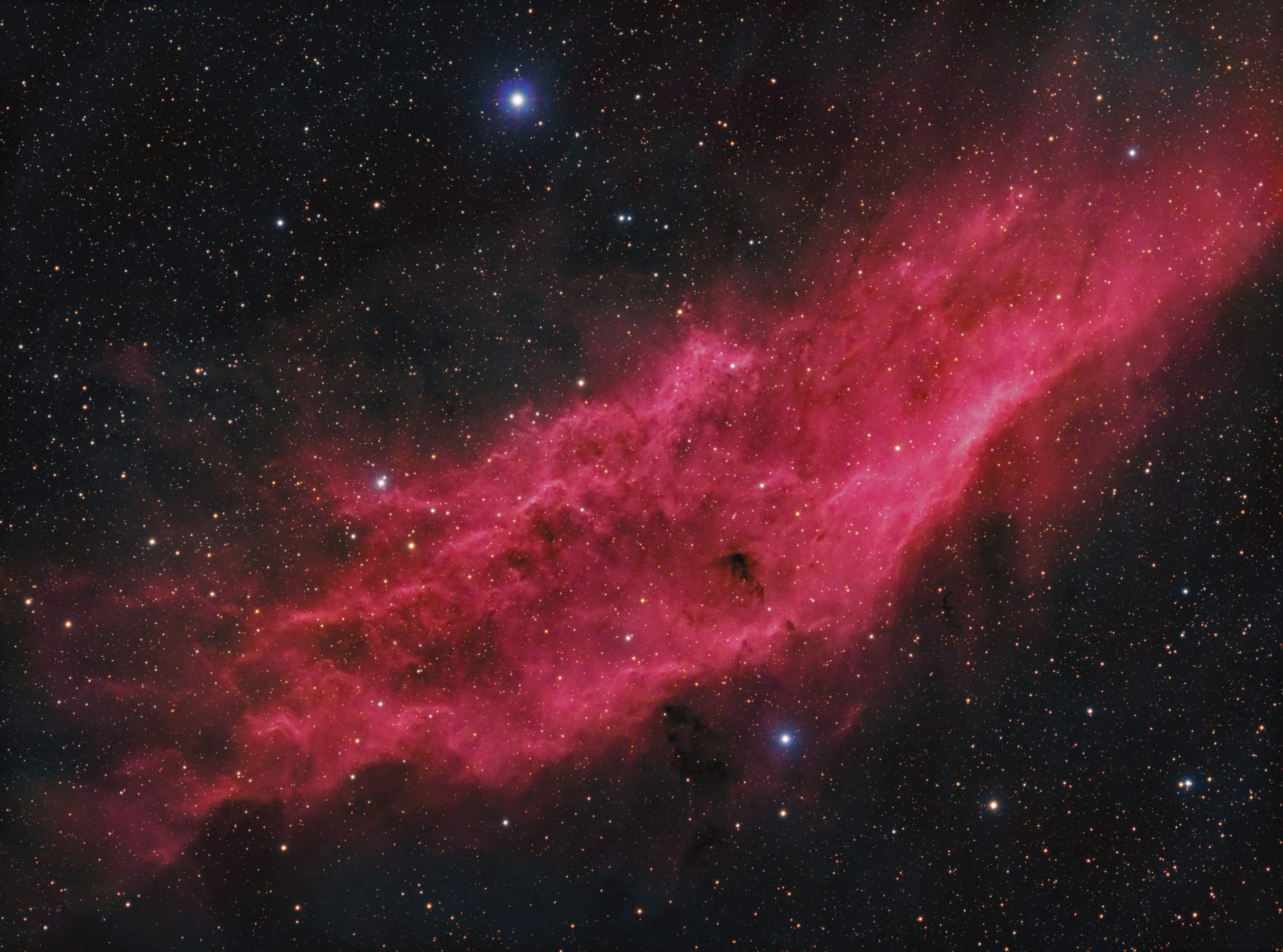 NGC1499 - California Nebula in LRGB+SHO - astrophotos.se